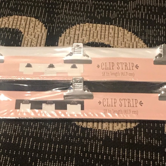 Horizon Group | Wall Decor | Set Of Wall Artmemo Hanging 3 Prong Clip ...